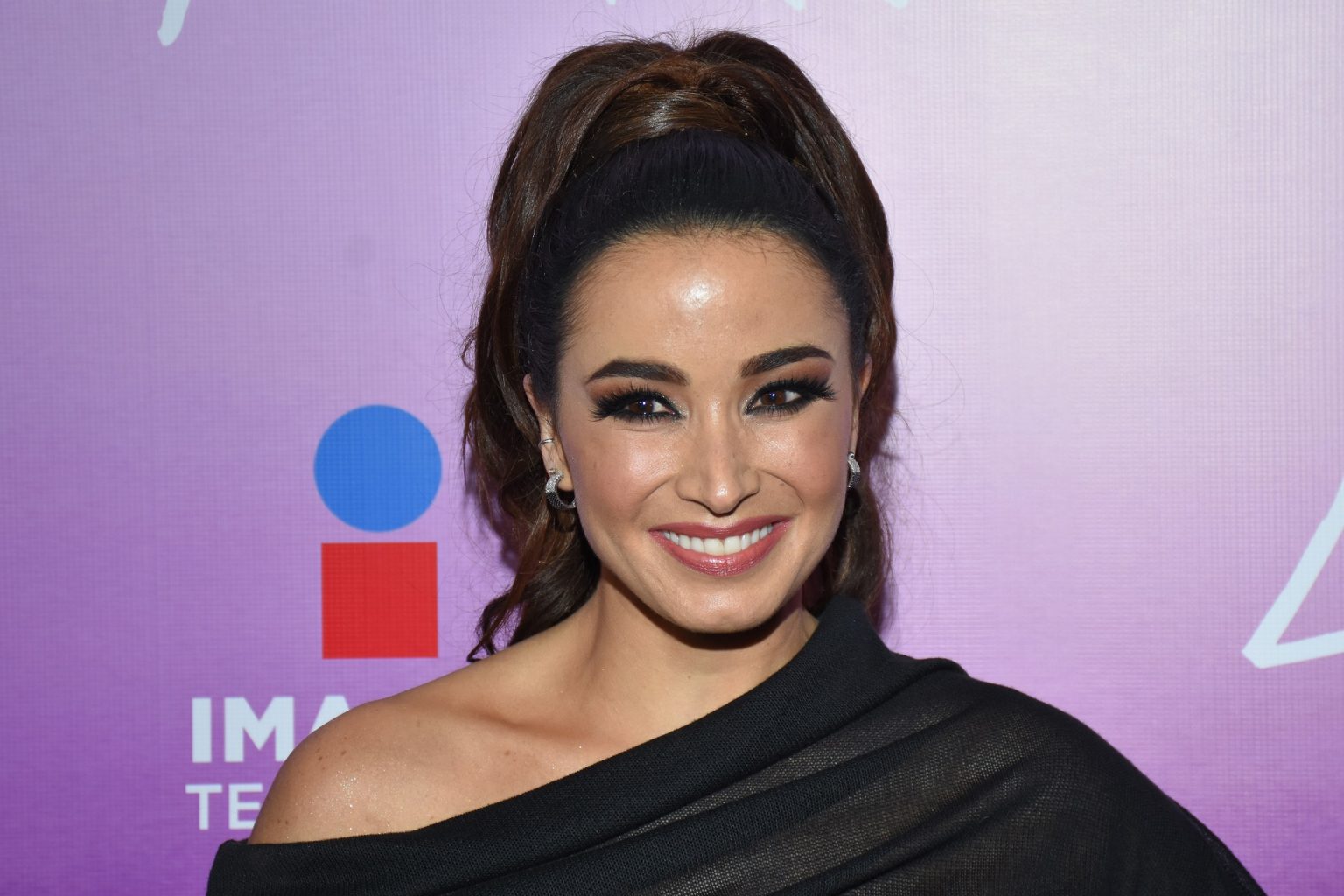 Majida Issa subió la temperatura en redes sociales con foto en top