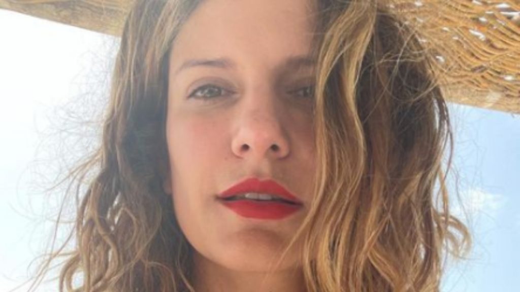 Mabel Moreno mostró su talento y sensualidad para el pole dance