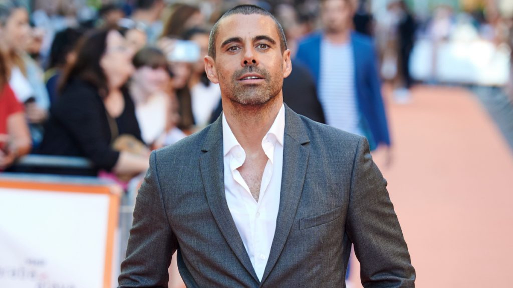 Emmanuel Esparza 'asustó' con fotos de su musculoso cuerpo