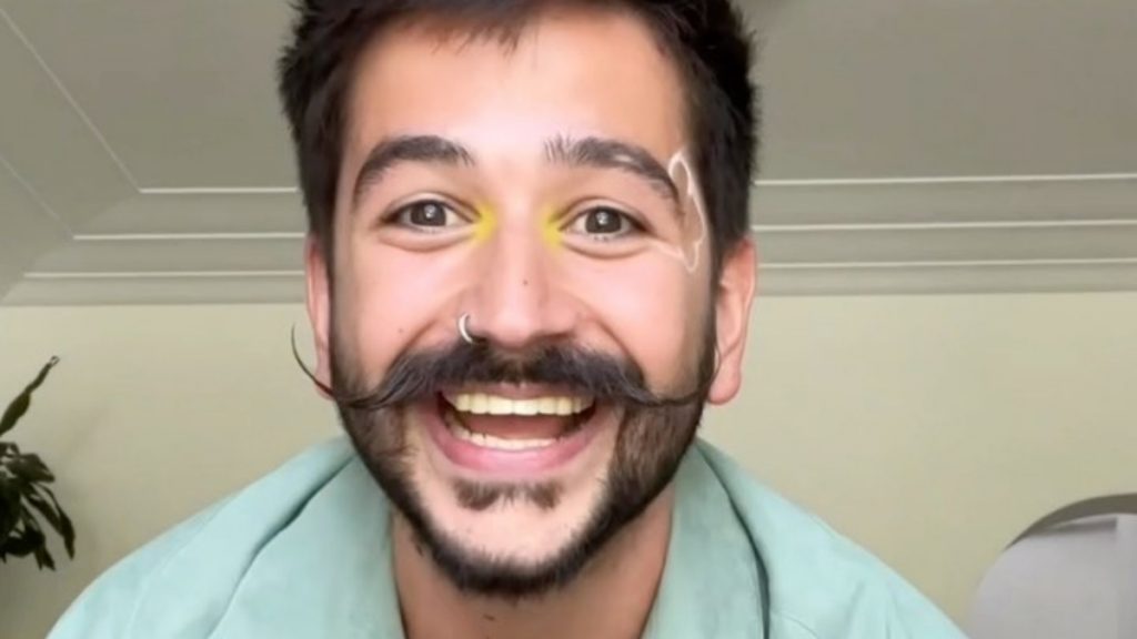Camilo dejó ver lo mucho que Índigo se está pareciendo a él