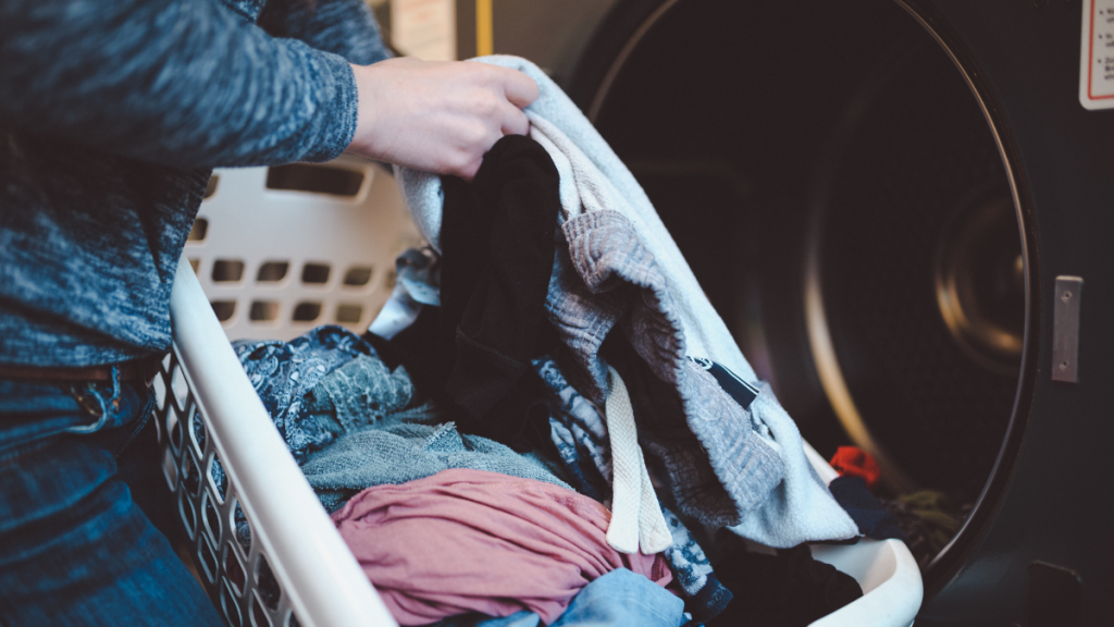 consejos para secar la ropa dentro de la casa
