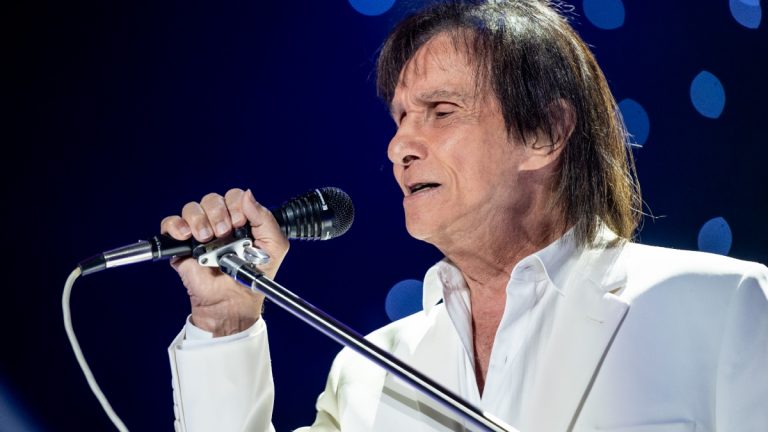 La historia detrás de ‘Un gato en la oscuridad’ de Roberto Carlos